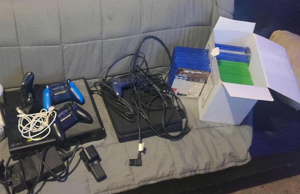 Ps4 and Xbox one consoles | Other | Windsor Region | Free local ...