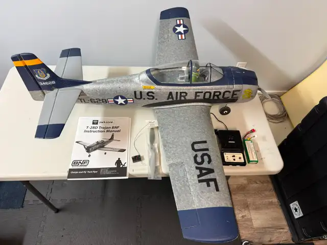 Parkzone T-28D Trojan BNF electric plane | Hobbies & Crafts | Winnipeg ...