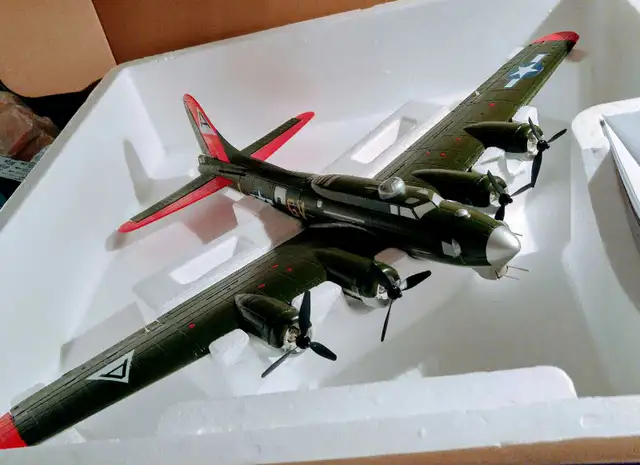 RC Plane, Airplane "RC E-flite UMX B-17G Flying Fortress | Hobbies ...