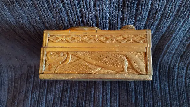 Hand Carved 3D Chinese Dragon Box red Jeweled Eyes | Arts ...