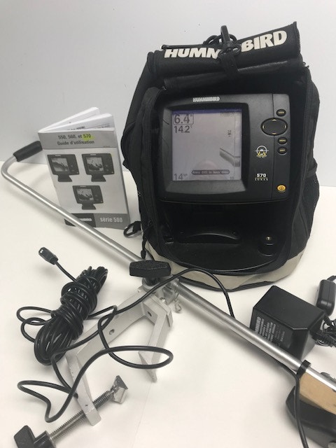 sonar HUMMINBIRD Fishfinder 570 Dernière offre 99$ | Remorques, pièces ...