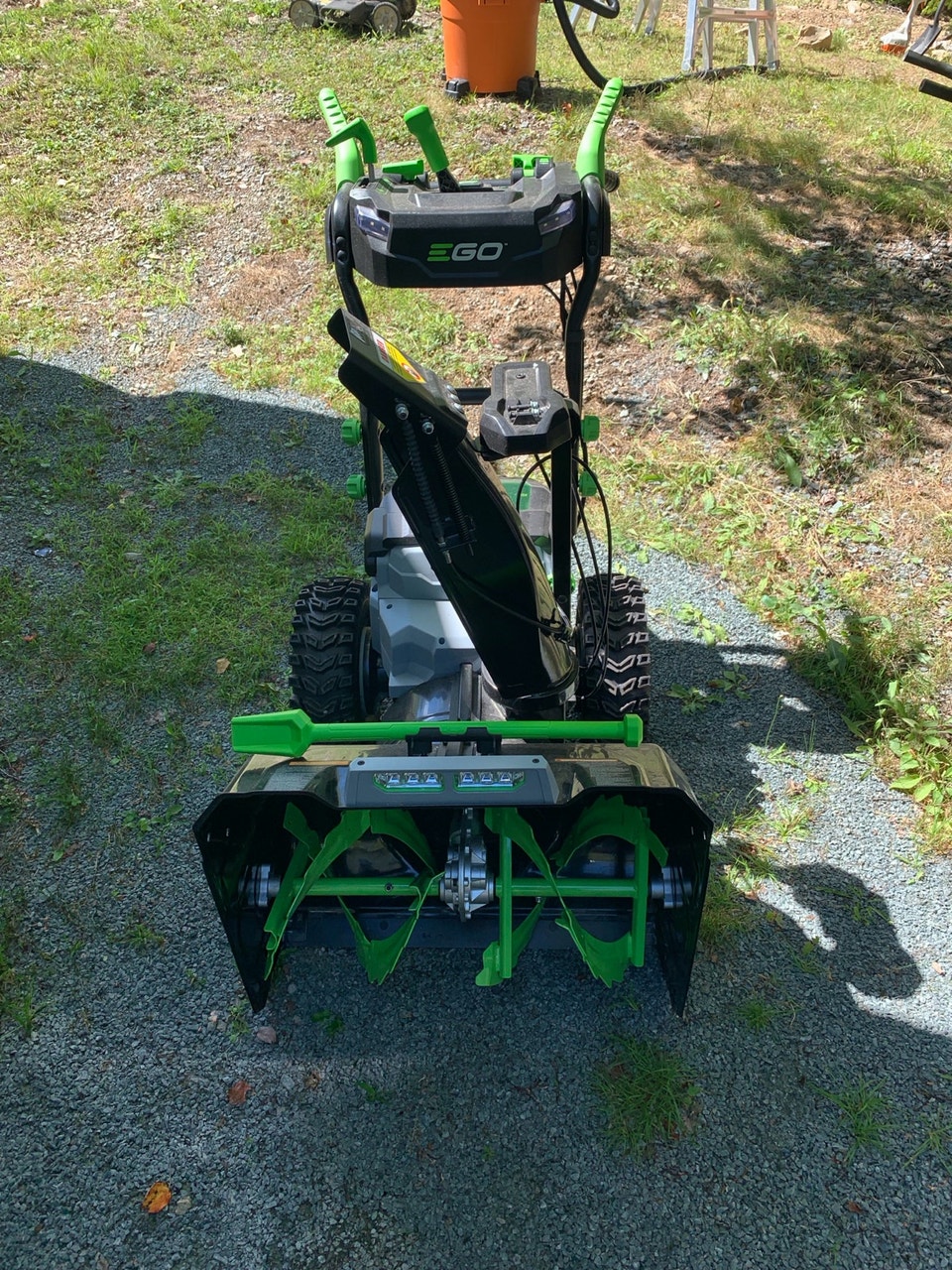 EGO 56-V 24-in 2-Stage Cordless Electric Snowblower | Snowblowers ...