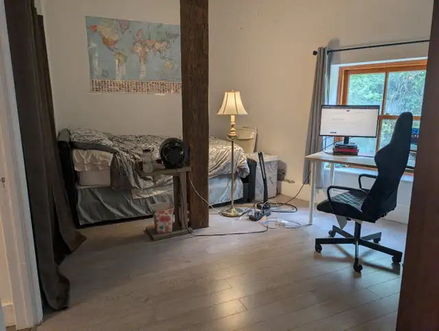 Studio-loft semi-meublé dans le Vieux-Port - cession de bail | Long ...