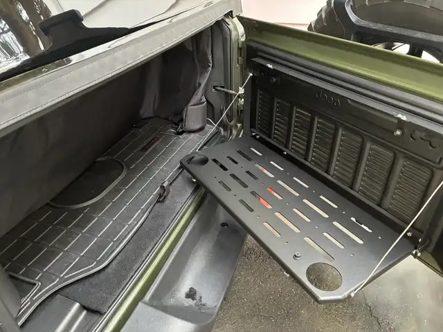 2021 Jeep Wrangler Willys ( Rare vert sergent et Tan ) | Cars & Trucks ...