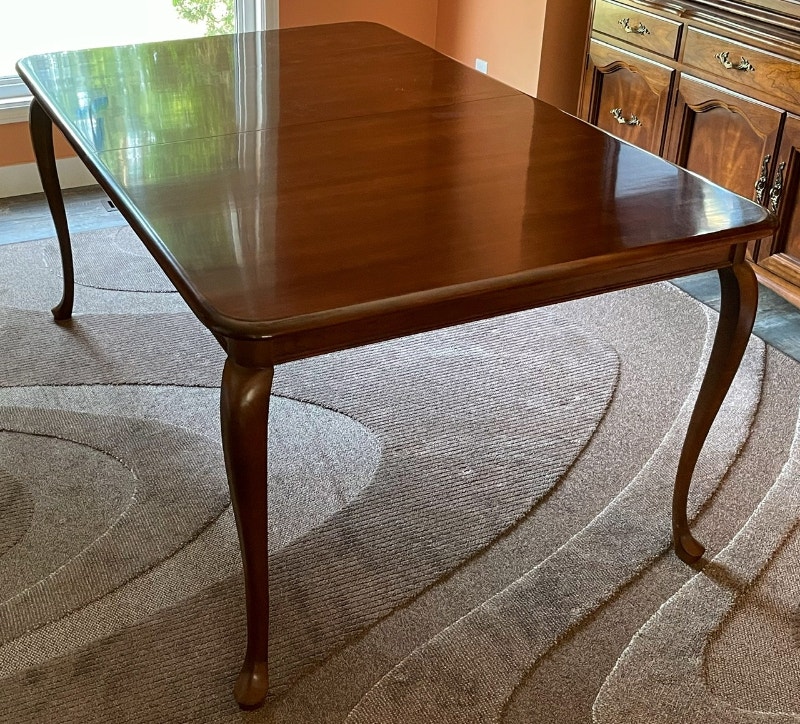 Gibbard Dining Table & Chairs -Pending Pickup | Dining Tables & Sets ...