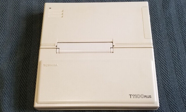 Vintage - Toshiba T1100 Plus - Worlds First Mass-Market Laptop ...