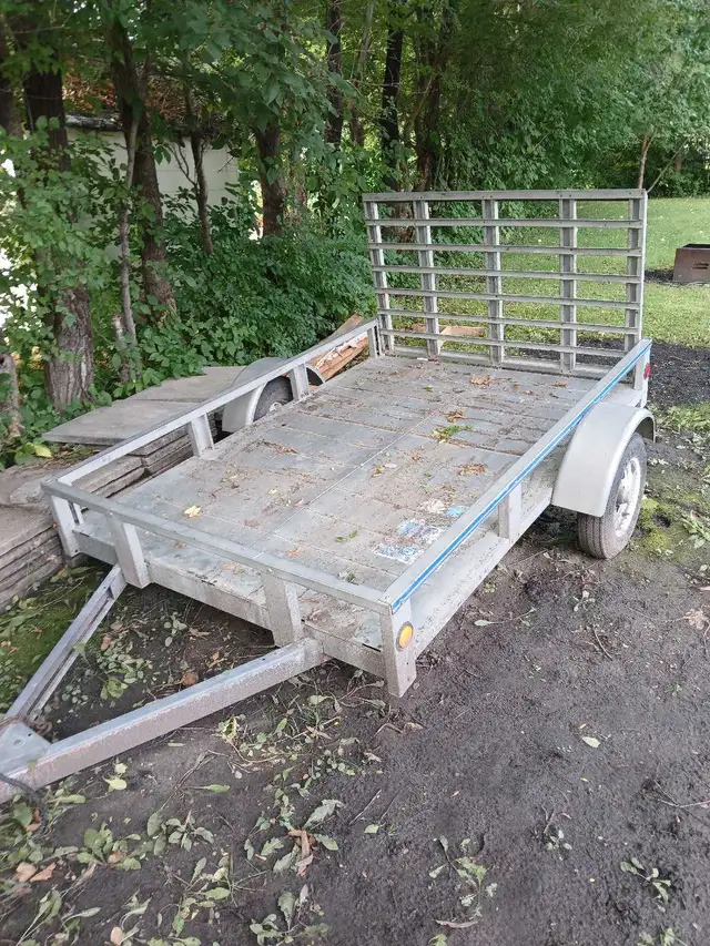 used galvanized utility trailer | Cargo & Utility Trailers | Portage la ...
