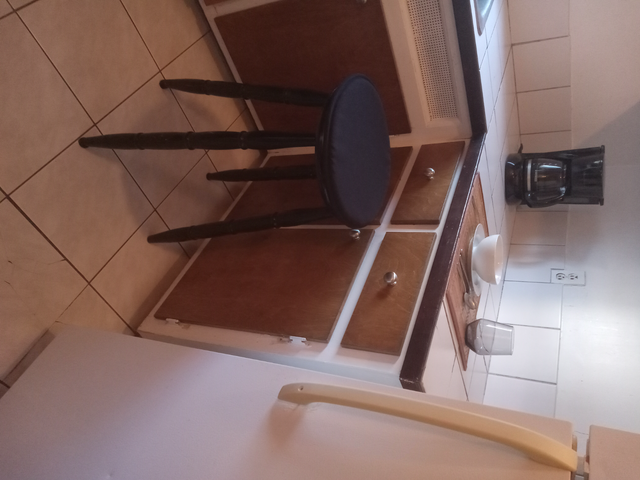 Tabouret en bois avec coussin | Home Décor & Accents | City of Montréal ...