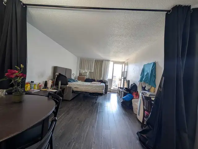 Private Hall for Rent | Long Term Rentals | City of Montréal | Free ...