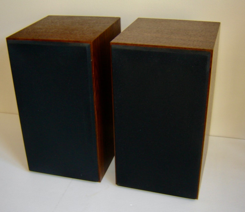 Pair of Vintage Paradigm Model 3se Mini Bookshelf Speakers | Speakers ...