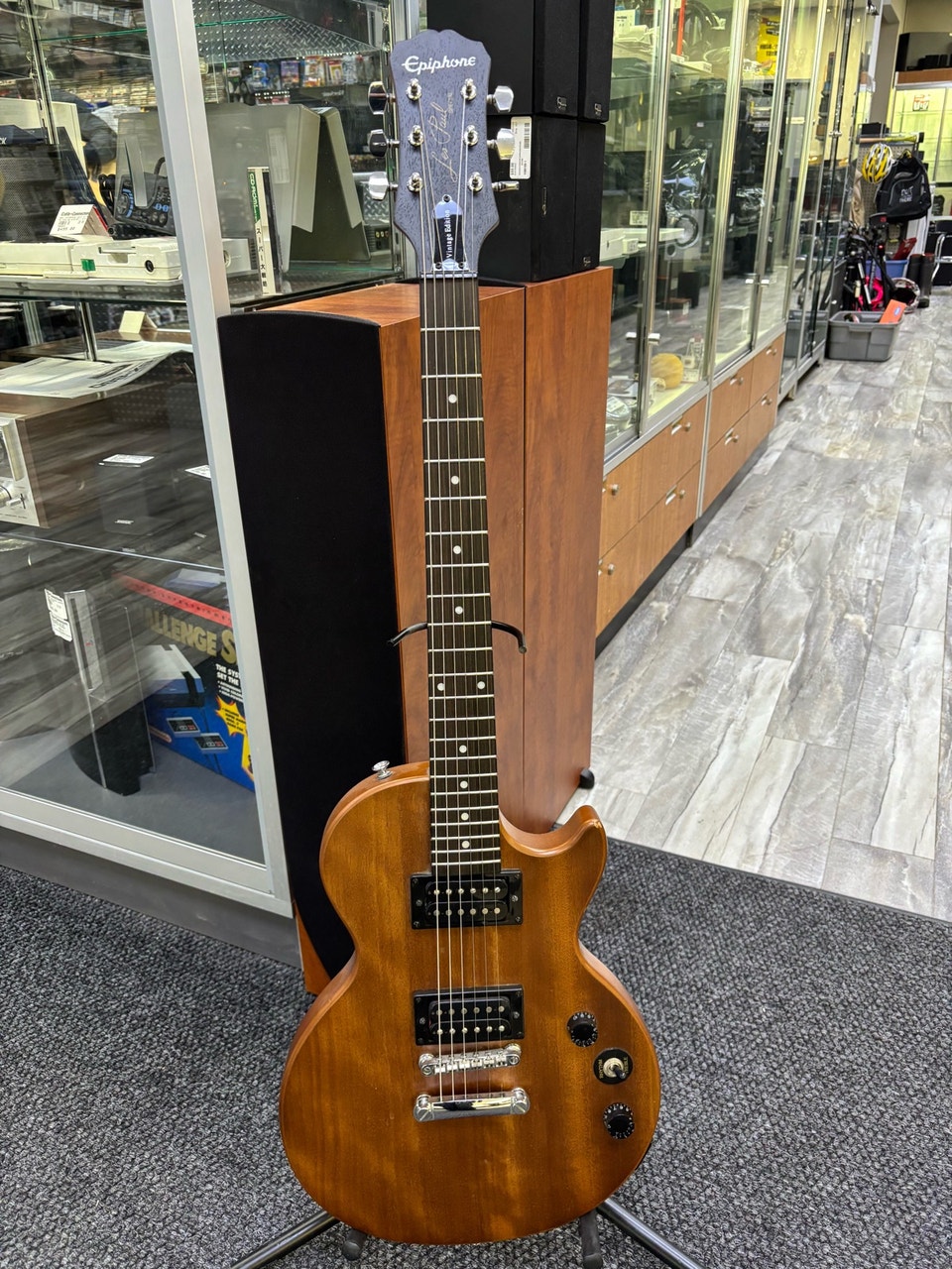 Epiphone Les Paul Vintage edition | Guitars | Oshawa / Durham Region ...