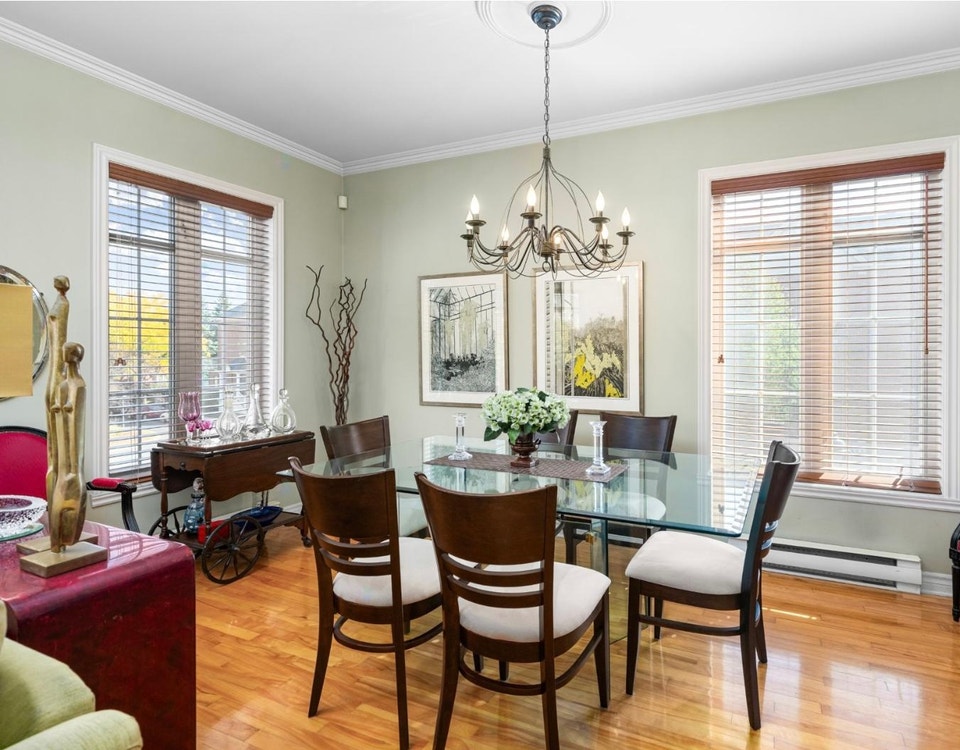 Beautiful Dining Table and 6 Elegant Chairs | Dining Tables & Sets ...