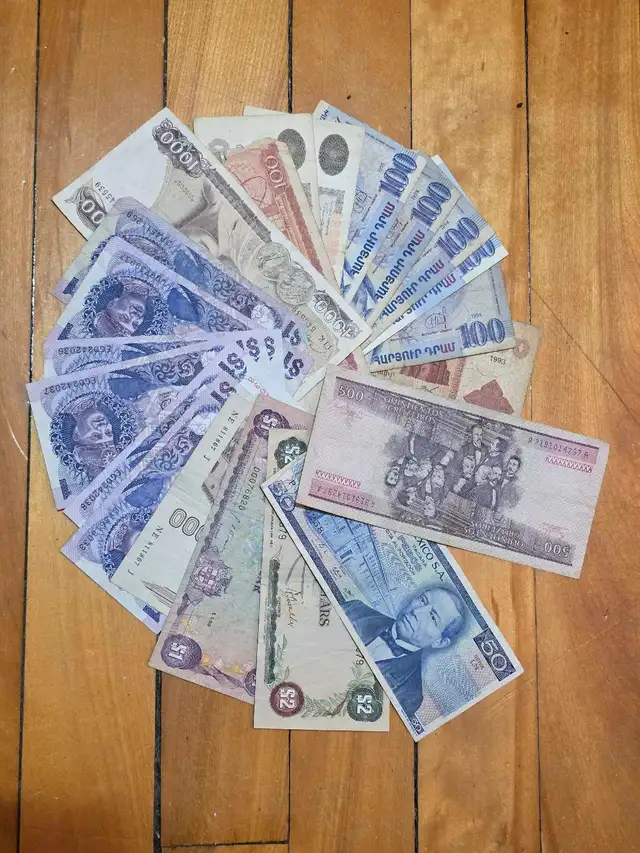 paper money monnaie en papier | Arts & Collectibles | City of Toronto ...