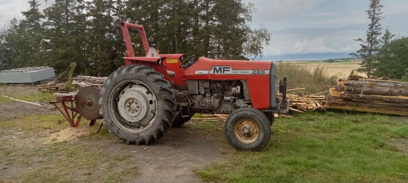 Deux tracteurs à vendre | Équipement agricole | Rimouski / Bas-St ...