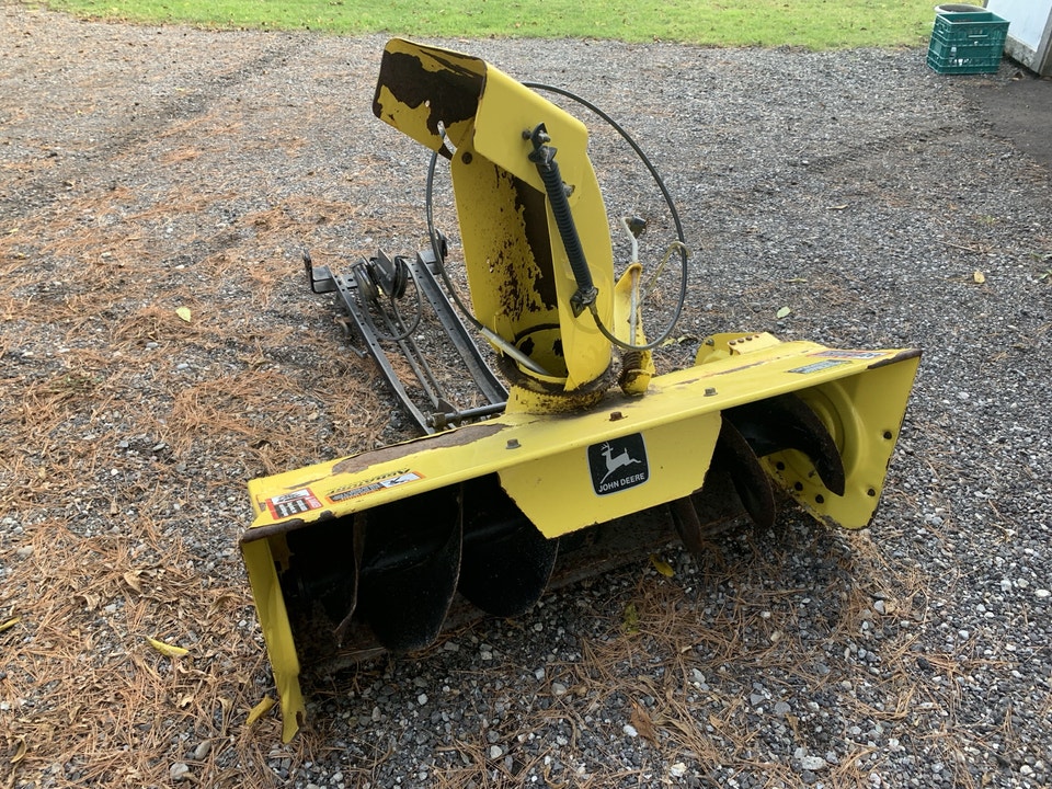 John Deere snow blower riding tractor mount | Snowblowers | Cambridge ...