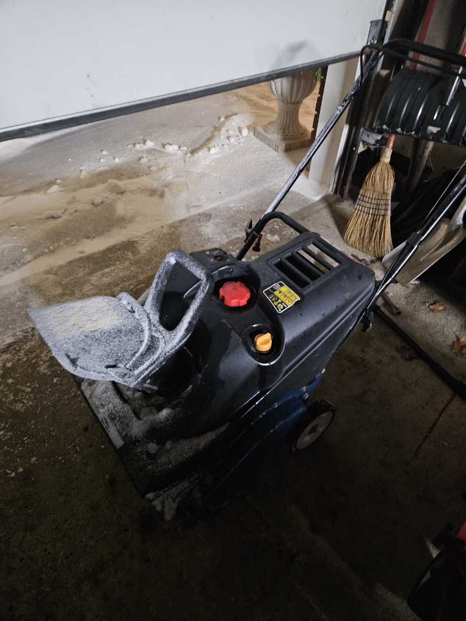 Electric Start - 21" Yard Machines Snowblower 179cc | Snowblowers ...