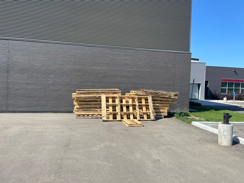 Free Pallets and some 2x4’s + OSB | Free Stuff | Edmonton | Kijiji