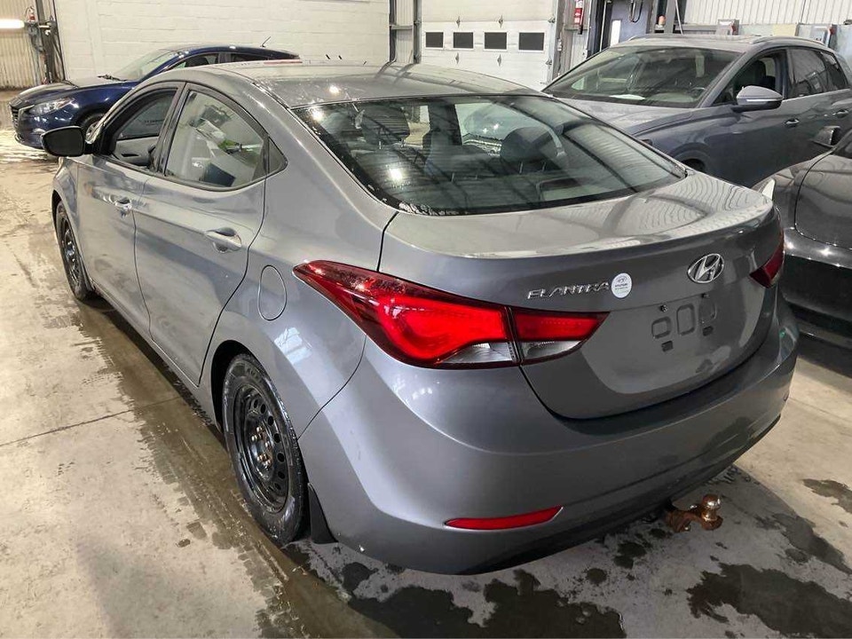 Hyundai elentra manuel | Cars & Trucks | City of Montréal | Free local ...