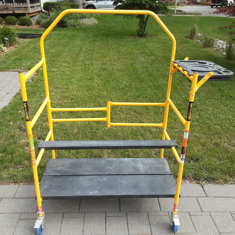 Metaltech Mini Steel Folding Scaffold work platform / 500 lbs ...