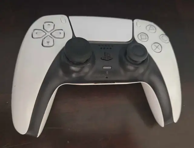 PS5 system + Controller + GTA5 | Sony Playstation 5 | Gatineau | Free ...