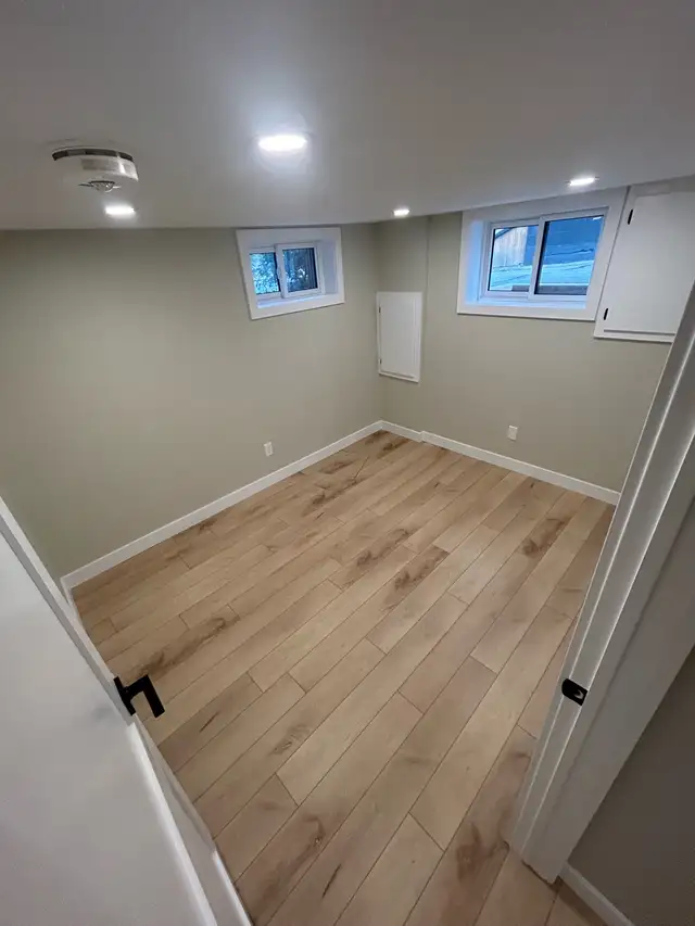 $1800 – Brand New 2-Bed Basement | Laundry + Parking | Bayfront | Long ...