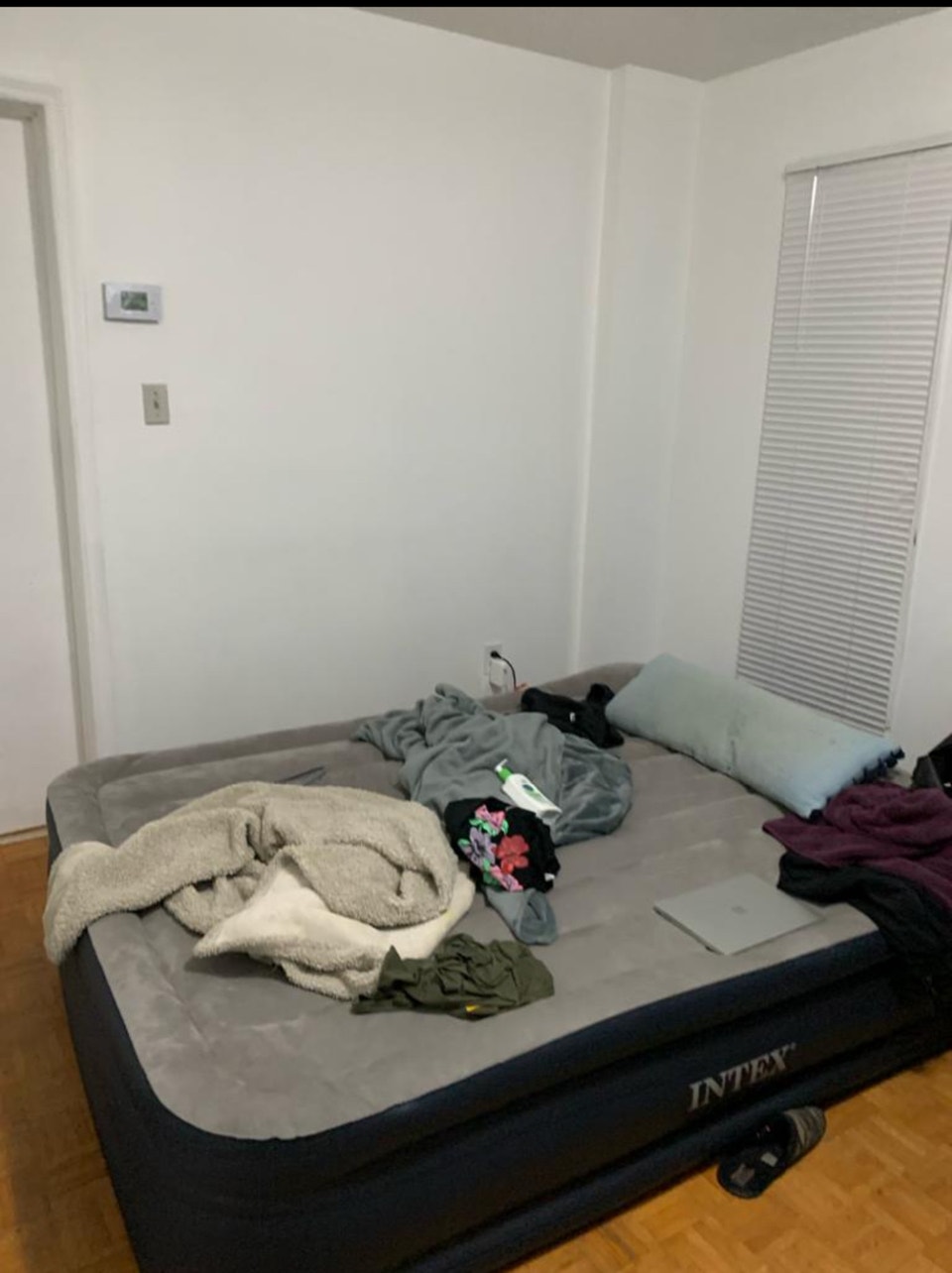 Private room for rent in Etobicoke includes everything - $625!!! | Room ...