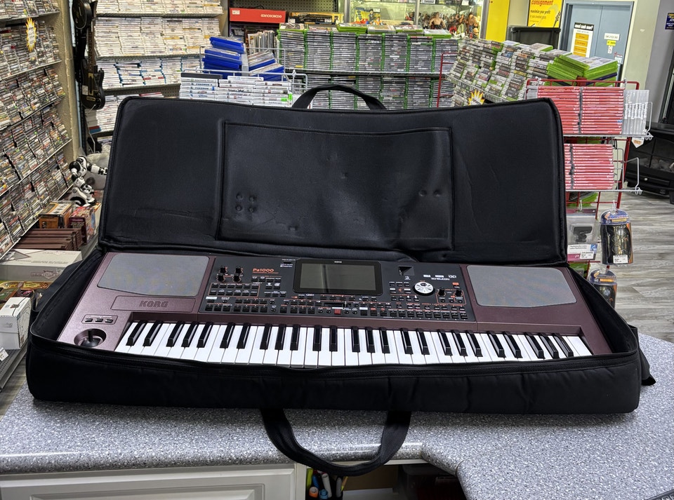 KORG PA1000 ARRANGER PROFESSIONAL KEYBOARD | Pianos & Keyboards | Oshawa / Durham Region | Free ...