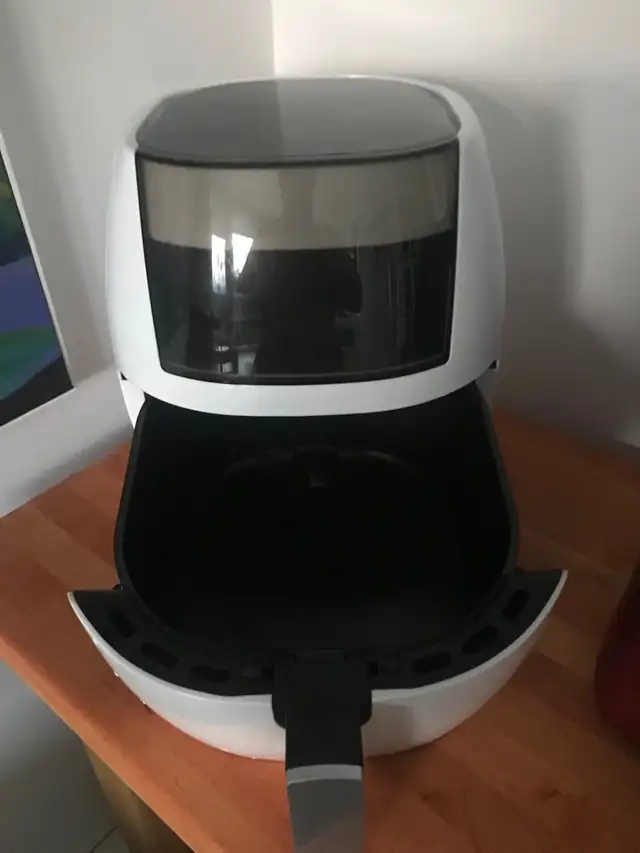 Friteuse à Air comme neuf vitré pour voir la cuisson | Microwaves ...