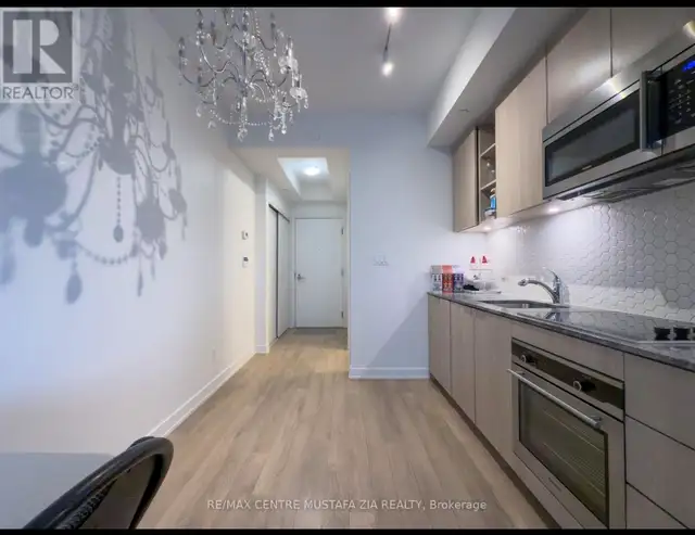 1 bed + 1 bath @Liberty Village/King West | Long Term Rentals | City of ...