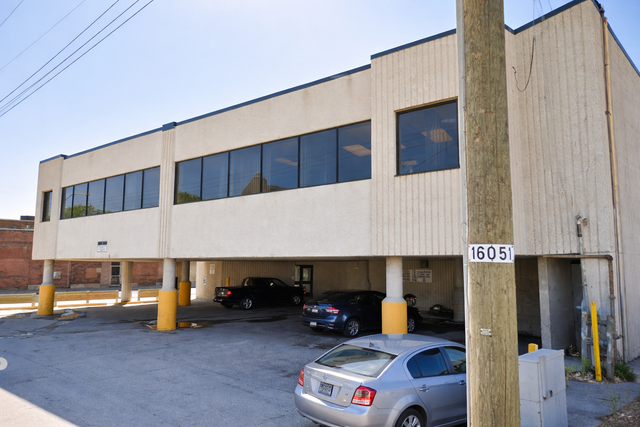 Building for Lease 885 Portage Ave - Office Retail Space | Commercial ...