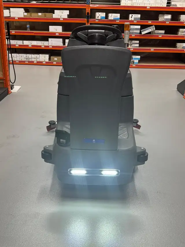 RIDE-ON FLOOR SCRUBBER – INDUSTRIAL GRADE | HIGH EFFICIENCY | Other ...