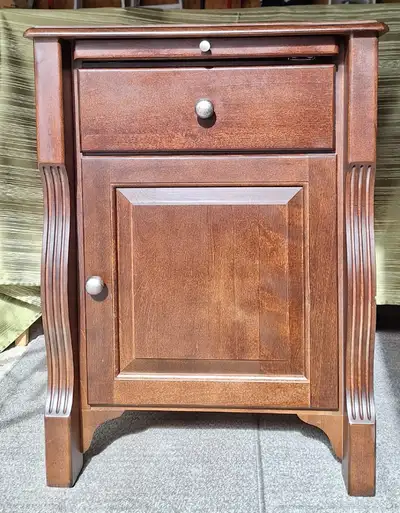Night table kijiji store
