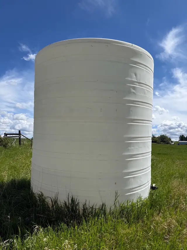 3500 Gallon Water Tank | Storage Containers | Calgary | Free local ...
