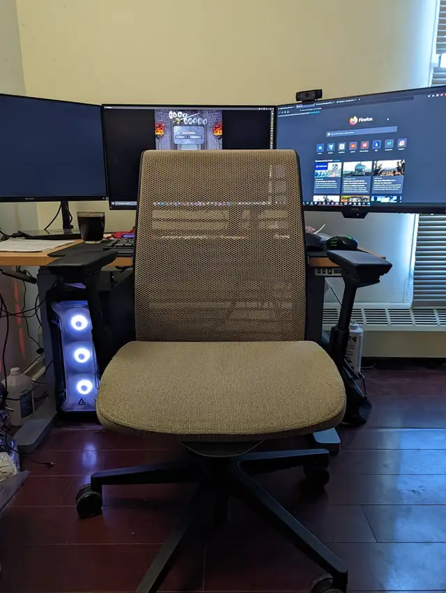 Steelcase Think v2 ~Free GTA Delivery~ Fully Loaded ~ 3 Colors ...