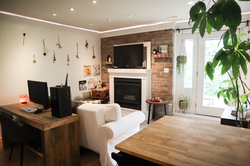 1-Bedroom Walk-Out Basement Apartment - Kingston Ontario | Long Term ...