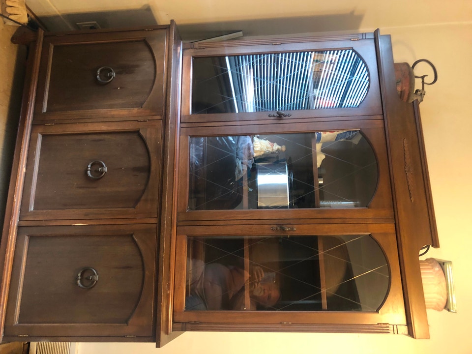 China cabinet | Hutches & Display Cabinets | London | Free local classifieds - Kijiji