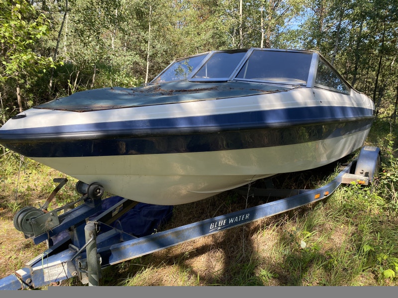 2000 blue water falcon | Powerboats & Motorboats | Edmonton | Kijiji