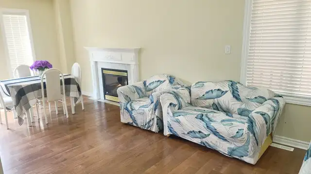 New renovated and furnished room on 2nd floor in Barrie | Long Term ...