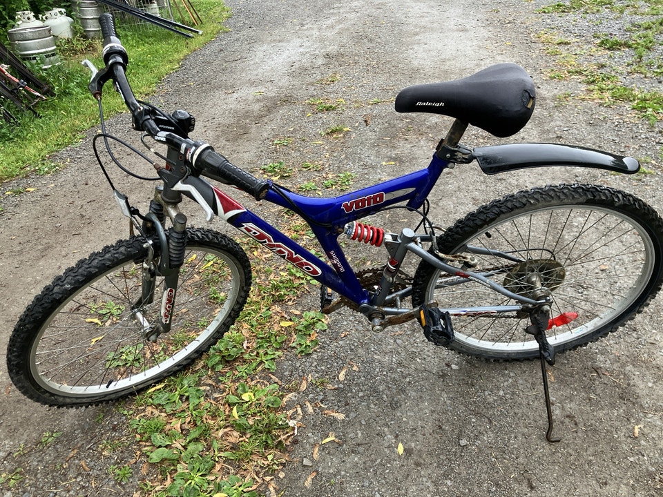 Dyno mountain bike. Full suspension mountain bike, 21 speeds ...
