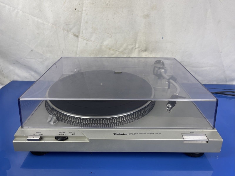 Table tournante Technics SL-D2 Turntable Direct drive | Chaînes stéréo ...