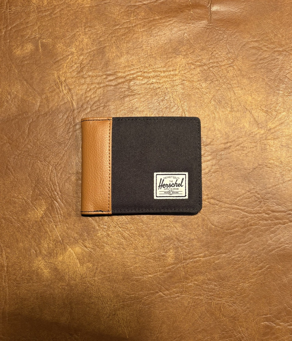 Herschel Wallet | Men's | Markham / York Region | Free local ...