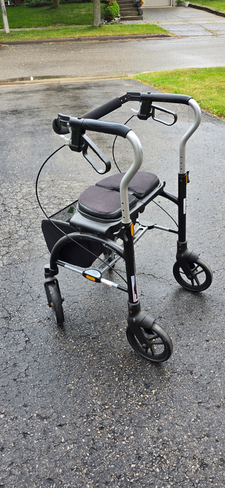 Evolution Xpresso Lite Tall Rollator | Health & Special Needs | Kitchener / Waterloo | Free ...