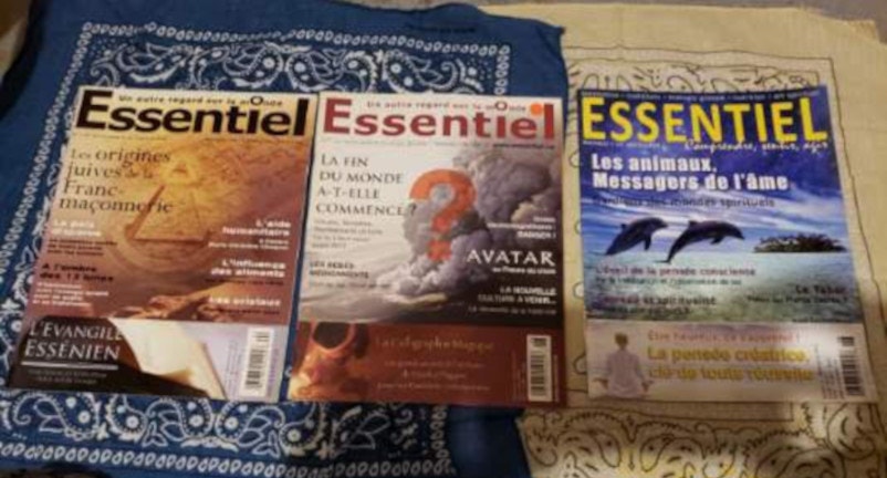 Revue: Un autre Regard sur le monde - Essentiel | Magazines | Québec ...