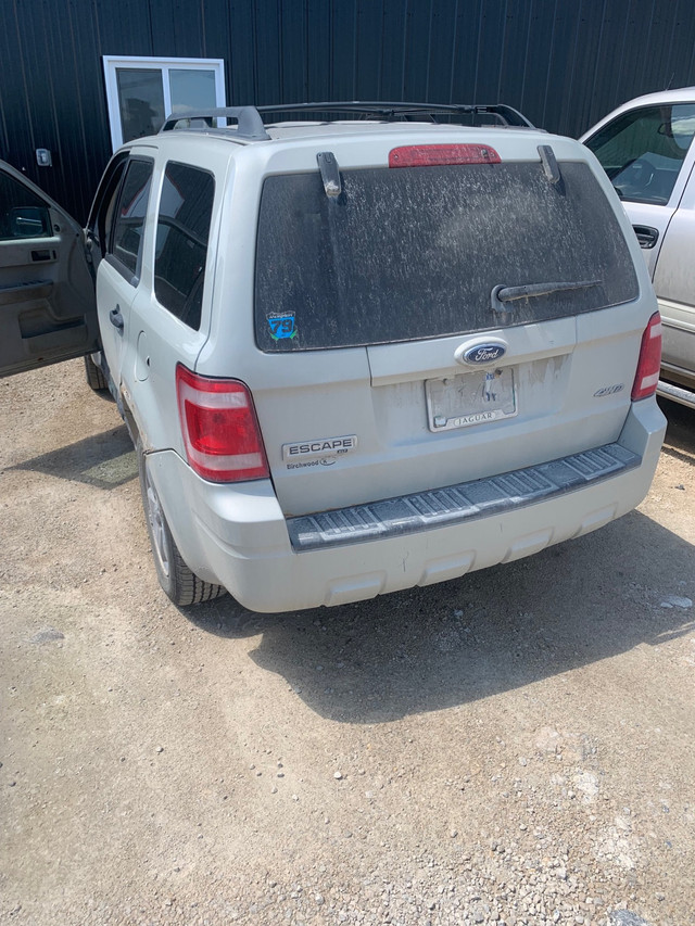 2008 Ford Escape parts | Auto Body Parts | Winnipeg | Kijiji 2008 Ford Escape parts | Auto Body Parts | Winnipeg | Kijiji