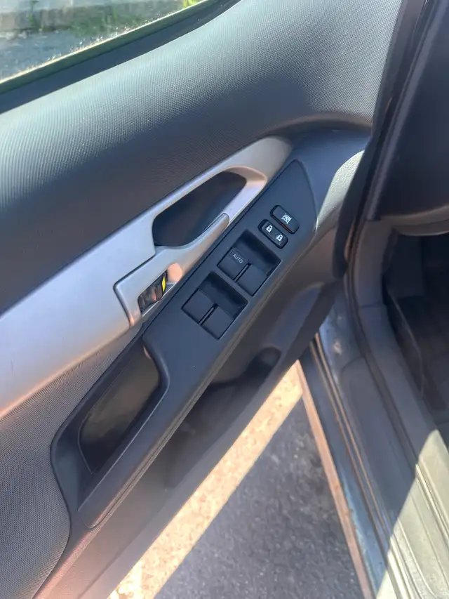 Toyota Matrix 1.8L-XR automatique très écono pas taxes à payer ! | Cars ...