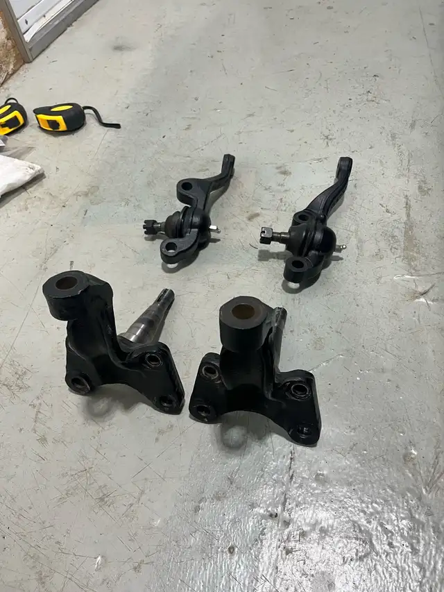 Mopar B Body Front Spindles And Lower Ball Joints | Other Parts ...