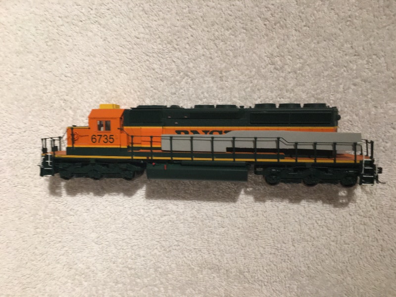 HO Intermountain model train locomotive SD40 with sound | Hobbies ...