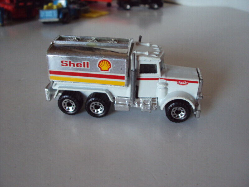 MATCHBOX - PETERBILT TANKER - SHELL GAS TRUCK - 1987 | Arts ...