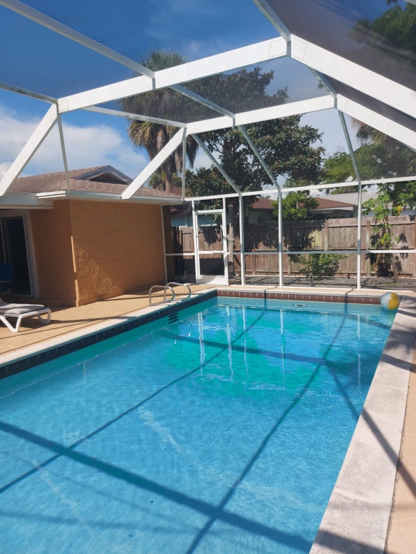 FLORIDA,,NAPLES VACATION POOL HOME RENTAL | Florida | Canada | Kijiji ...