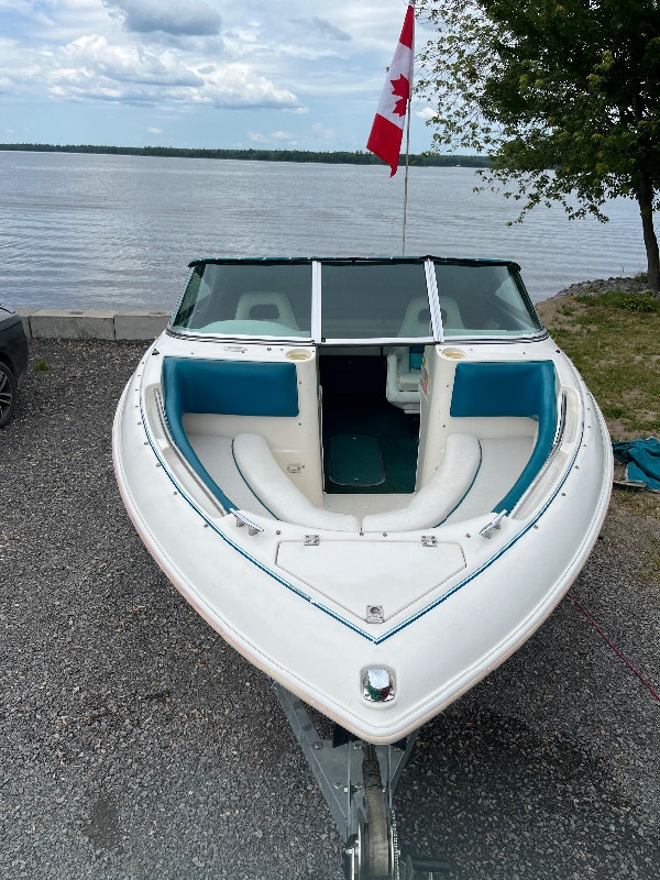 1994 Larson Boat, 200 SEI | Powerboats & Motorboats | Renfrew | Kijiji